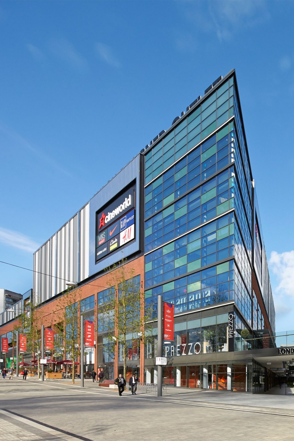 Freshney Place, Grimsby's new market hall & leisure development public ...